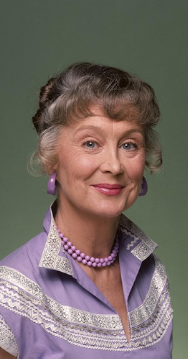Betty Garrett - IMDb