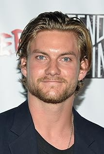 Jake Weary - IMDb
