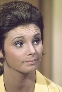 Victoria Vetri - IMDb