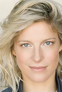 Alexia Barlier - IMDb