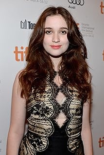 Alice Englert - IMDb