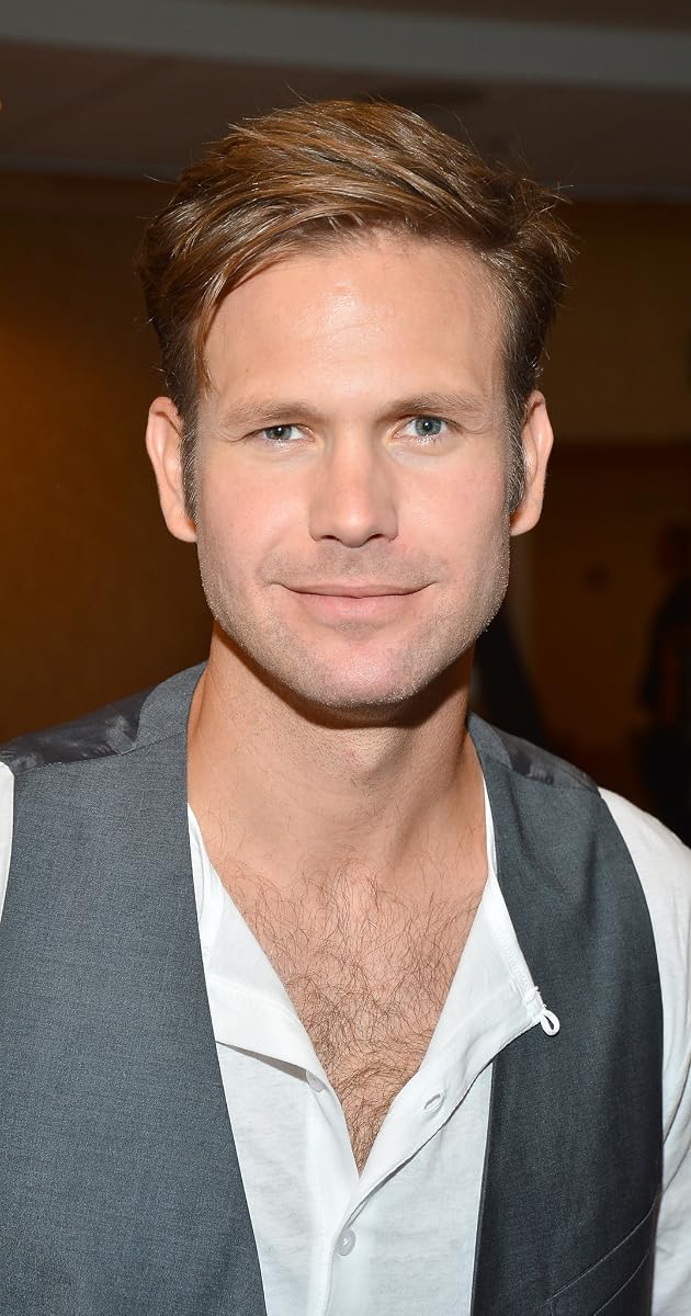 Matthew Davis Biography