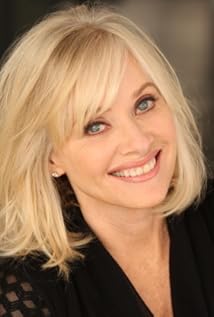Barbara Crampton - IMDb