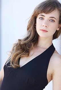 Sara Lazzaro - IMDb